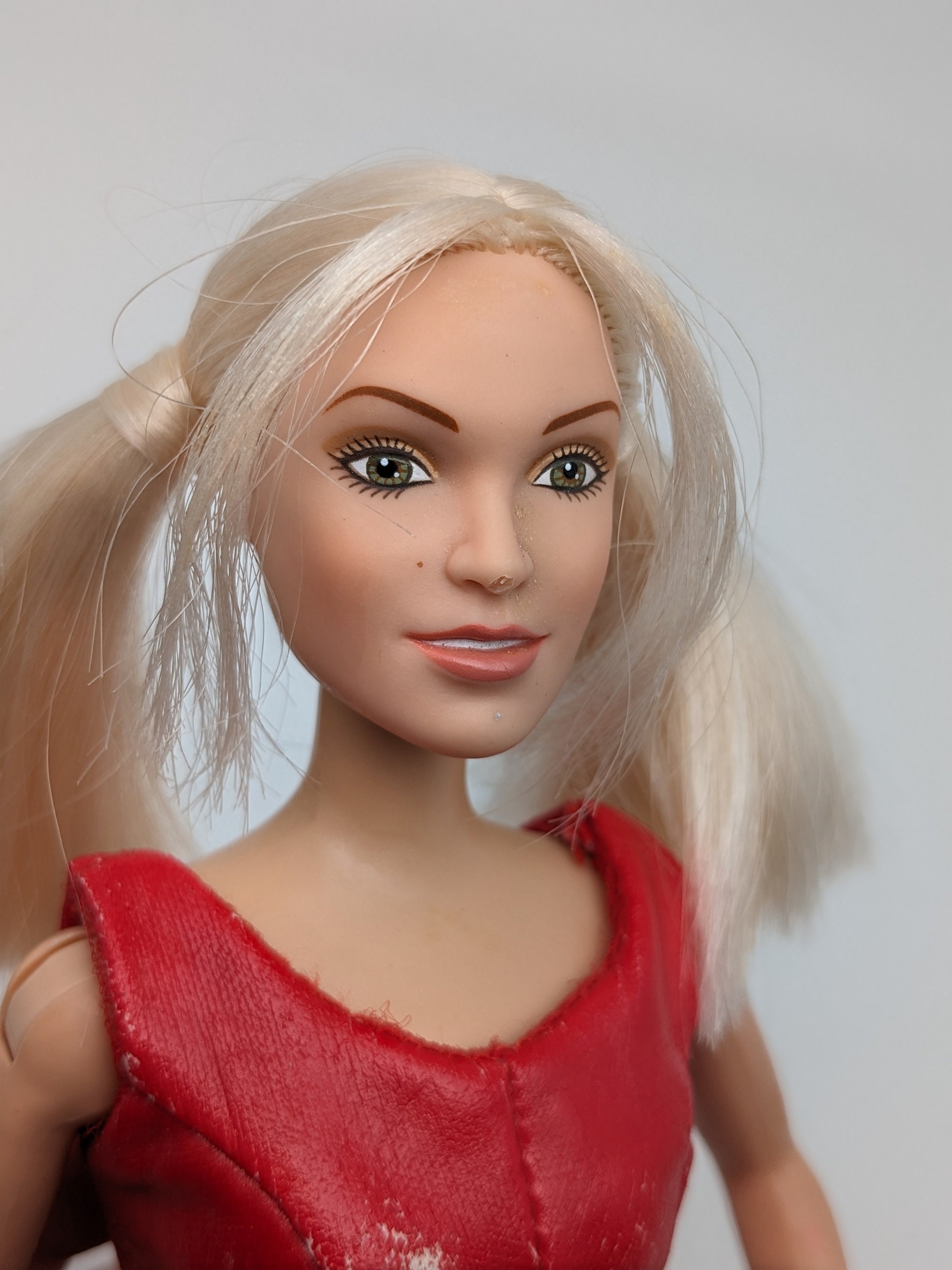 2000 Mandy Moore Doll - Etsy