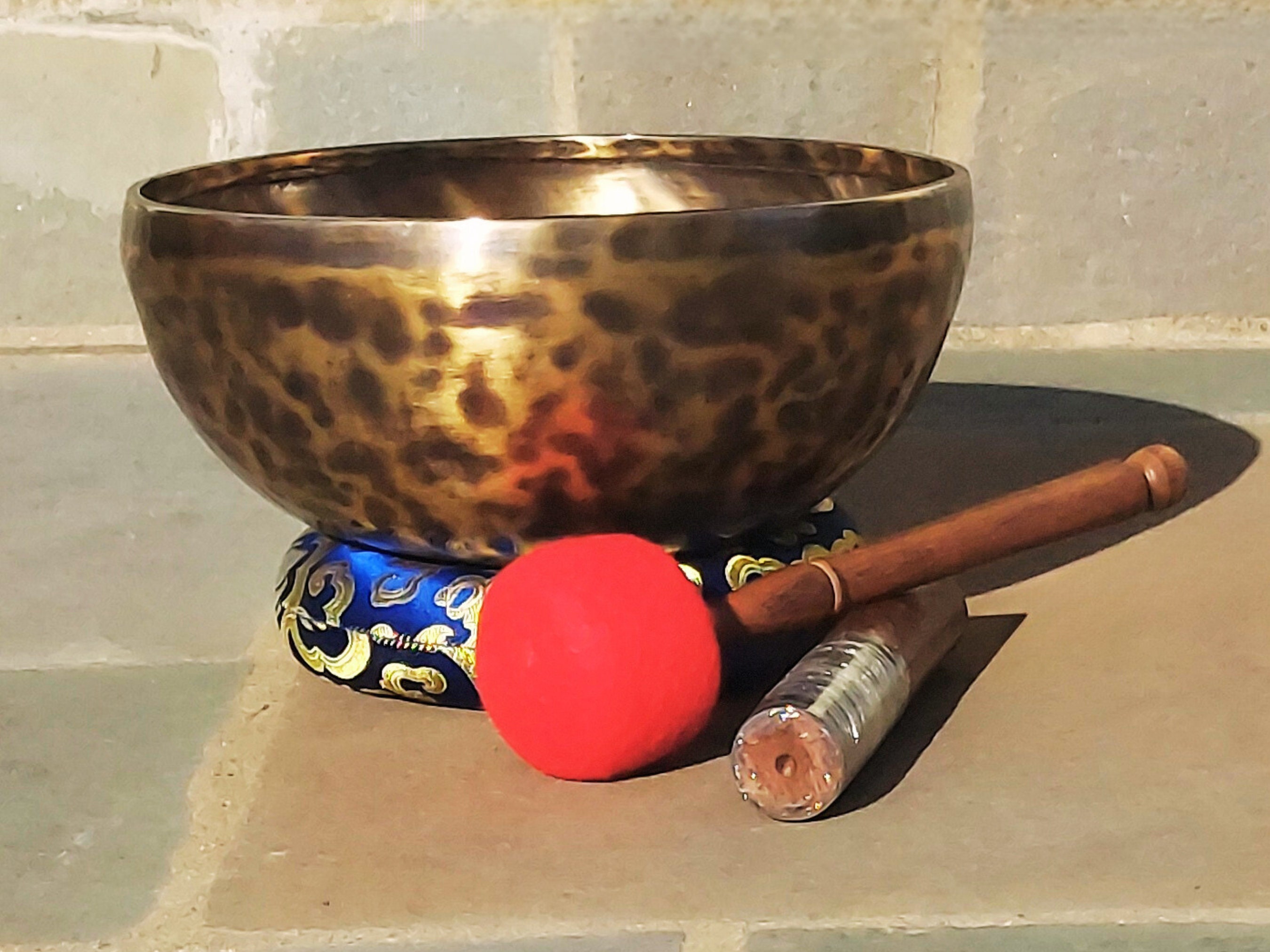 10" Handmade Full Moon Singing Bowl, Hand Hammered Tibetan Singing Bowl ...