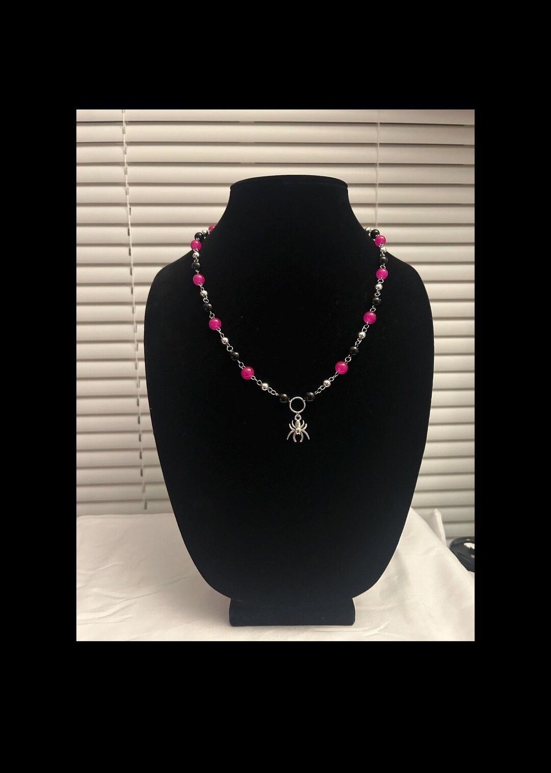 Hot Pink Spider Necklace - Etsy