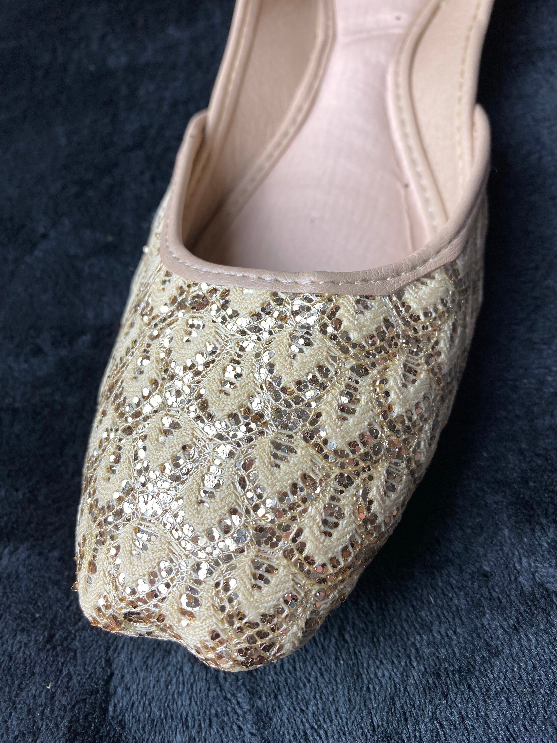 Essential Cream & Gold Khussa Jutti Indian Pakistani Womens Footwear ...
