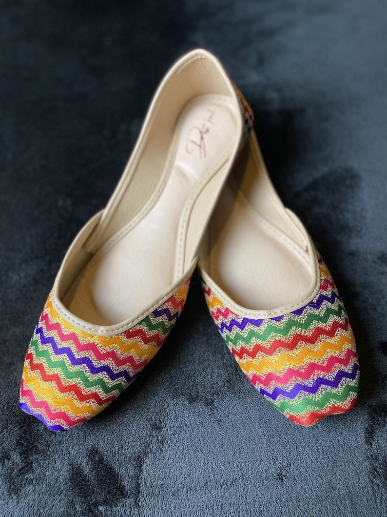 Multi Colour Zig Zag Khussa Jutti Indian Pakistani Womens Footwear ...