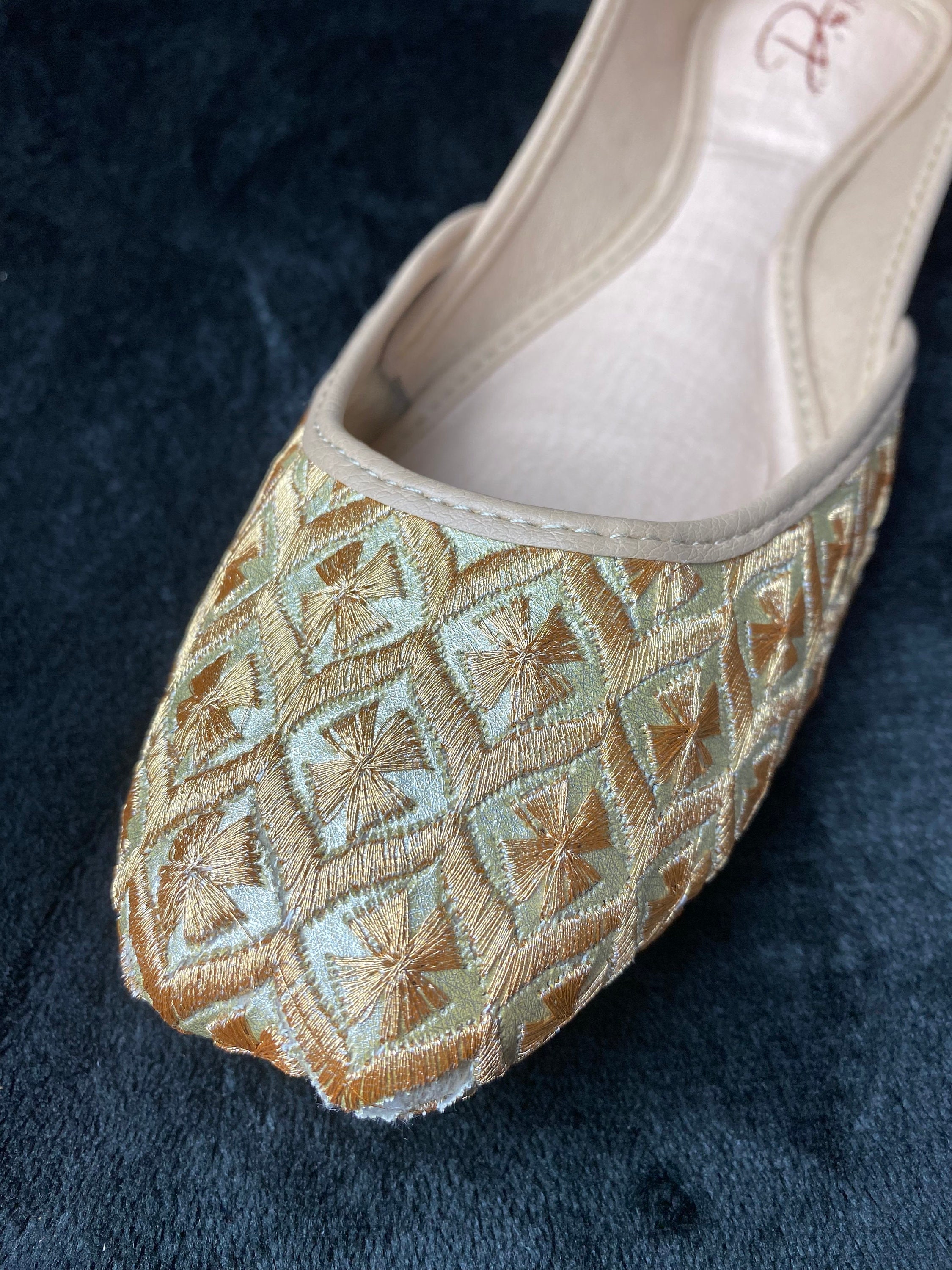 Gold Floral Pattern Khussa Jutti Padded Insole Non Slip Sole Indian ...
