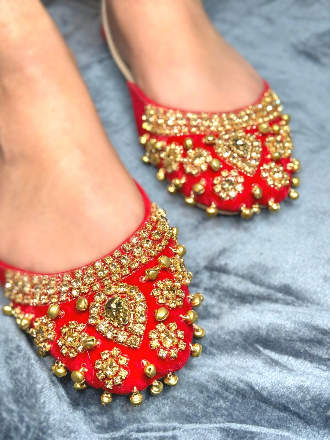 Royal Red & Gold Jubilee Khussa Jutti Indian Pakistani Womens Pumps ...
