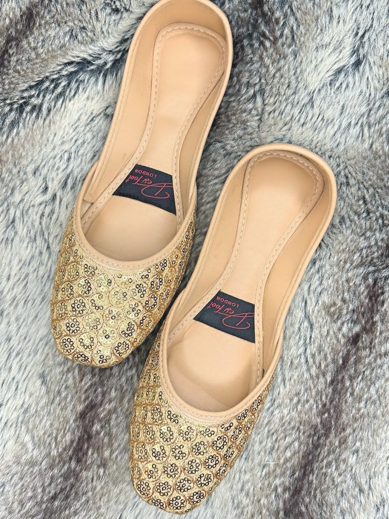 Womens Sequin Pattern Silver Gold Khussa Jutti | Khusa for Ladies ...