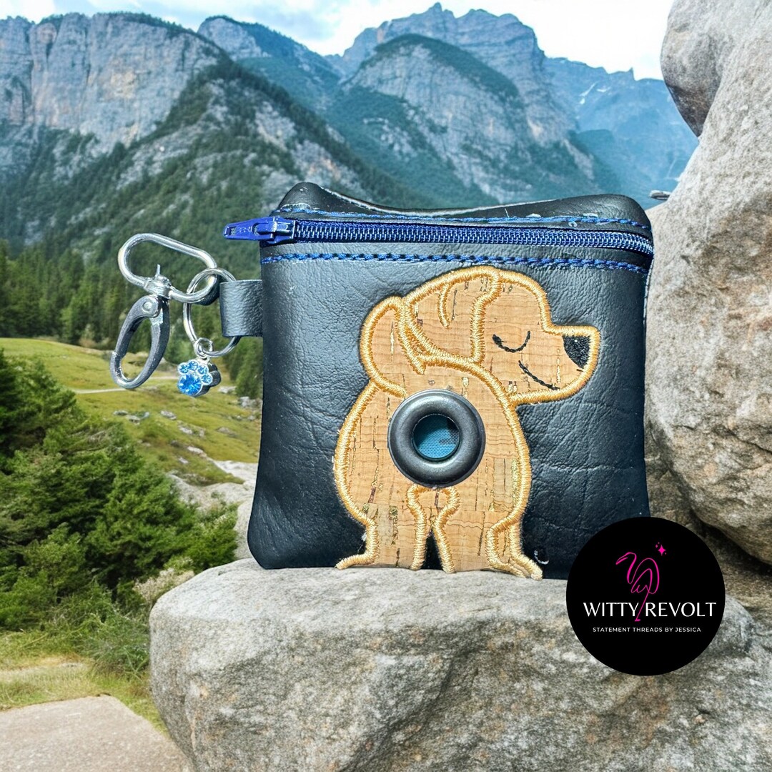 Golden Retriever Unique 5x5 Dog Poo Holder Bags: Keep Your Essentials ...
