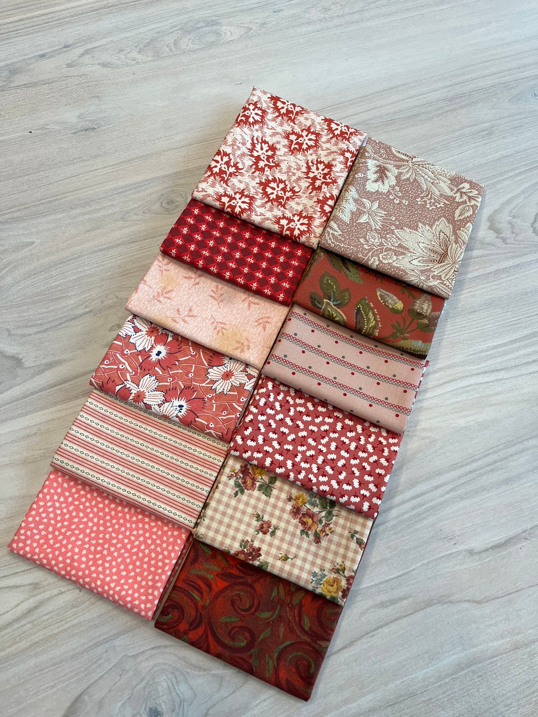 12 PC Fat Quarter Bundle Red Color Quilt Fabric Bundle - Etsy