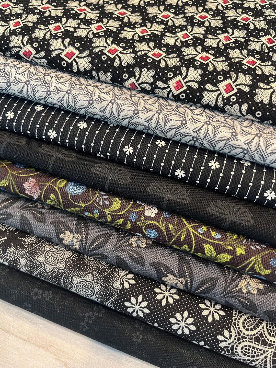 8 PC Fat Quarter Bundle, Black, Dark Grey Color Quilt Fabric Bundle - Etsy