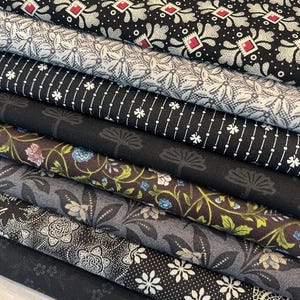 8 PC Fat Quarter Bundle, Black, Dark Grey Color Quilt Fabric Bundle - Etsy