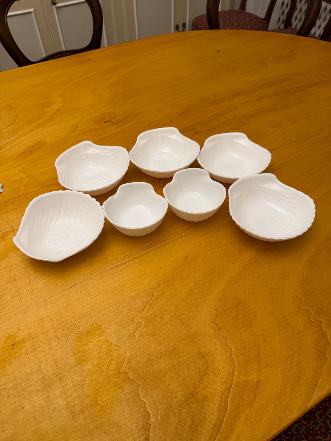 Vintage Set of Two Small and Five Big Shell Shaped Bowls of Arcopal ...