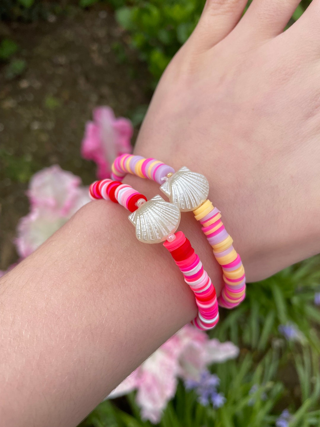 Preppy Shell Bracelet - Etsy UK