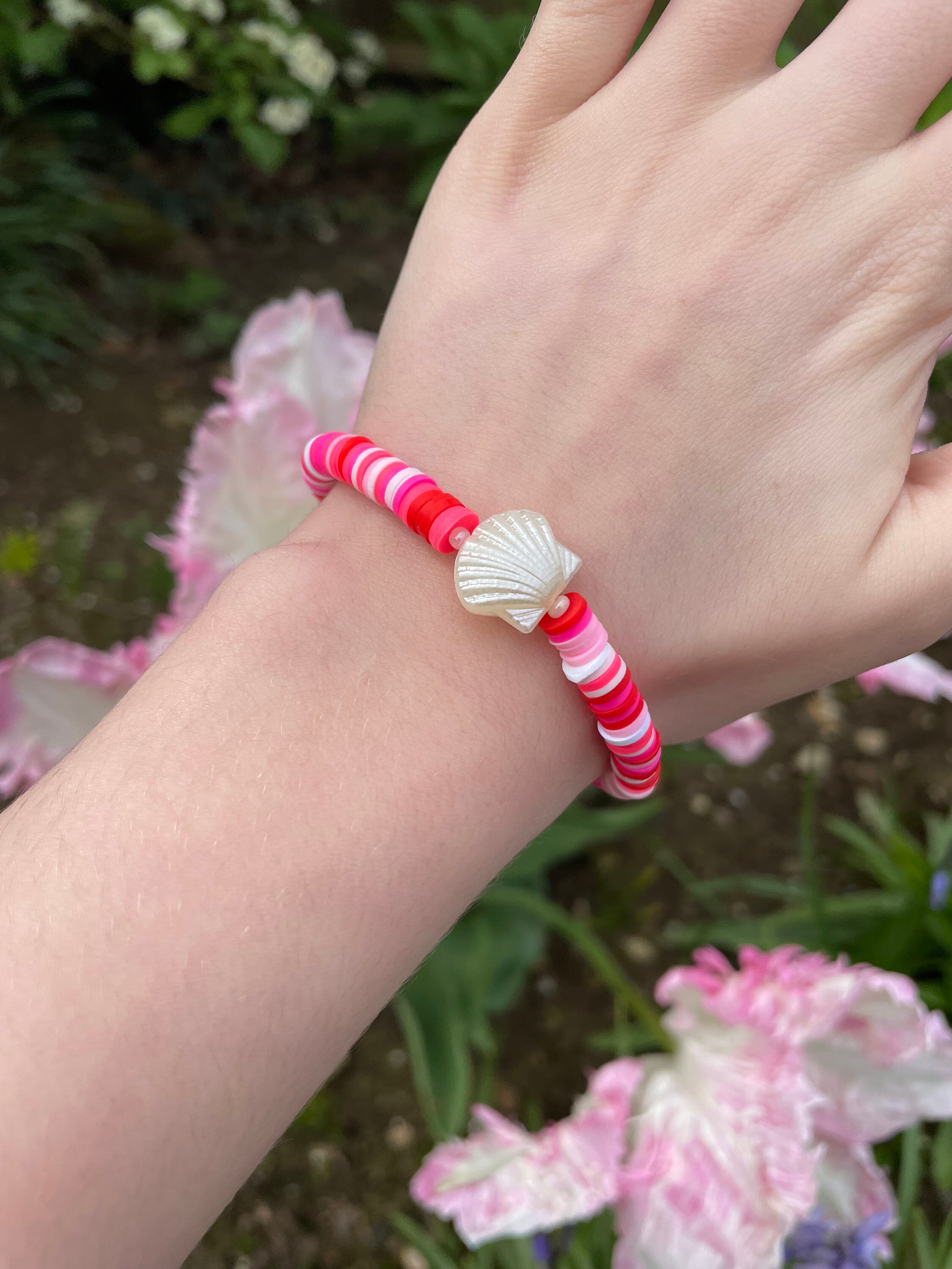 Preppy Shell Bracelet - Etsy UK