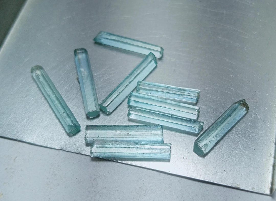 10 Natural Aquamarine Rough Sticks: Raw Crystal (15-20mm) - Etsy