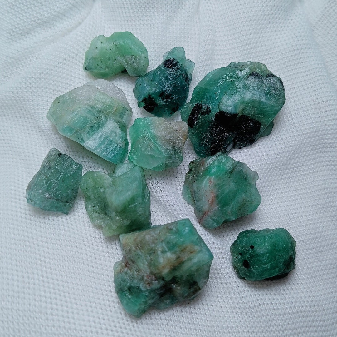 10 Piece Colombian Emerald Rough Lot, Specimen Stones, Size 5to10mm. - Etsy