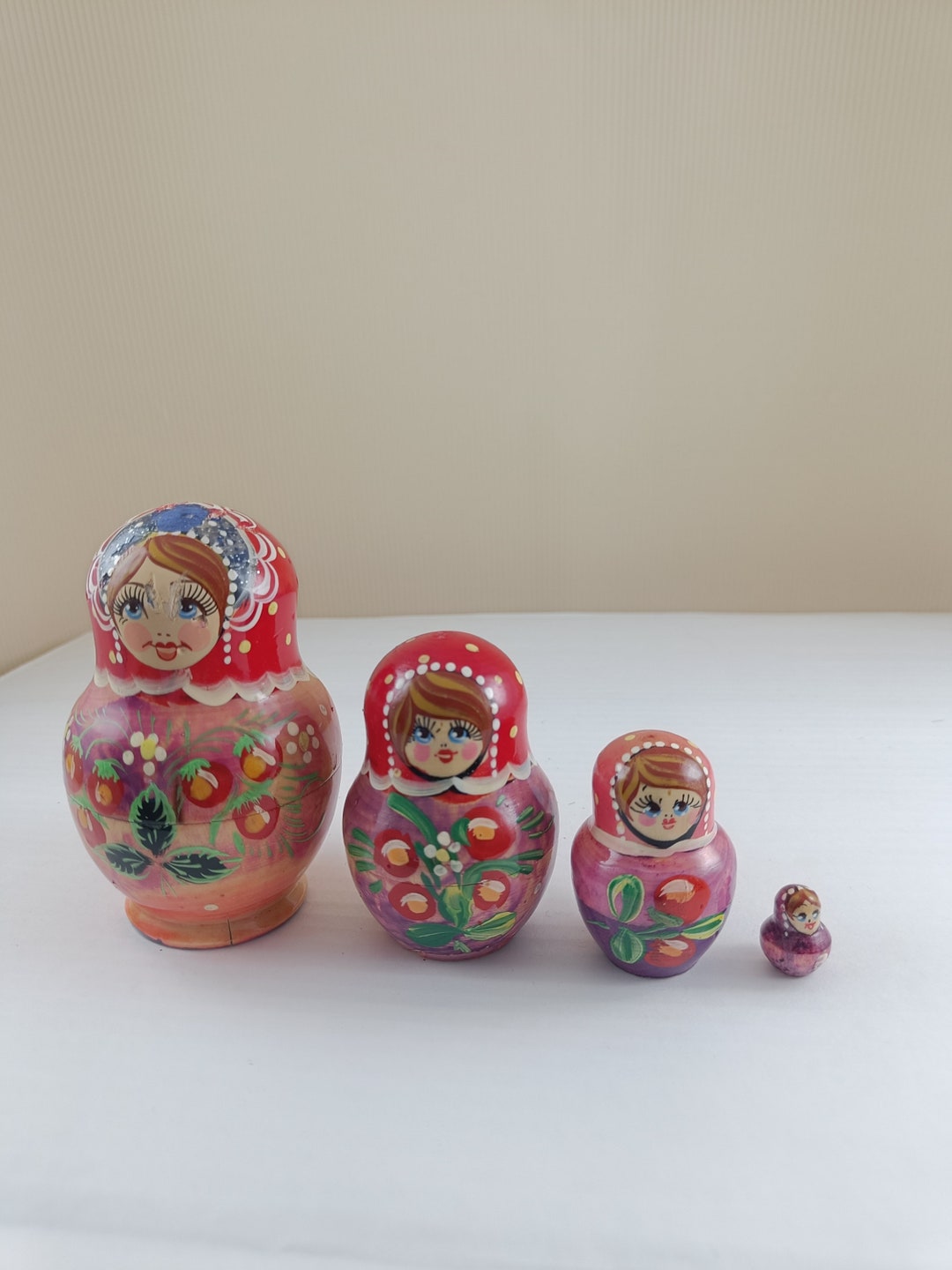 Vintage Matrioshka Nesting Russian Wooden Figurine Handpainted Folklore ...