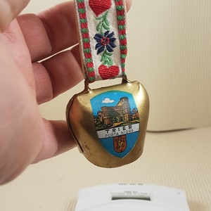 Vintage Austrian Brass Cow Bell Hanging Edelweiss Flowers Ribbon Trier ...