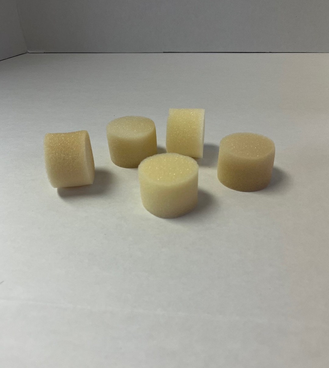 100 Foam Bottle Stoppers - 1.85 Inch Diameter, 1.35 Inch Height ...