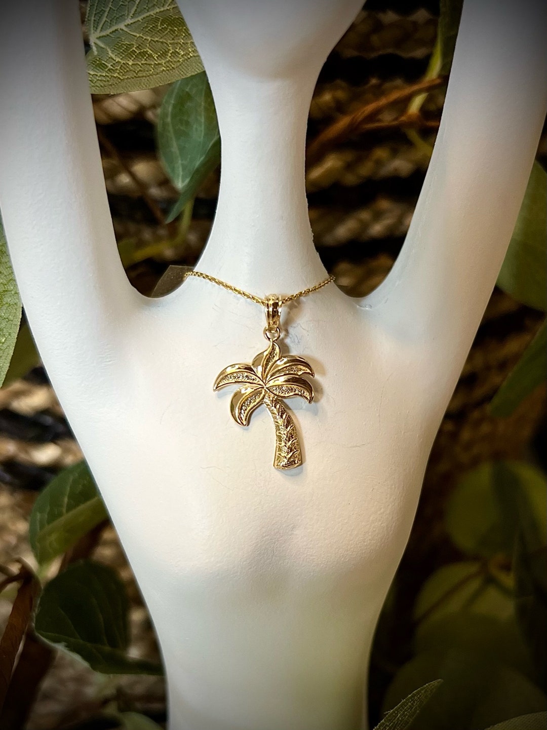 14K Solid Gold Palm Tree Pendant - Etsy