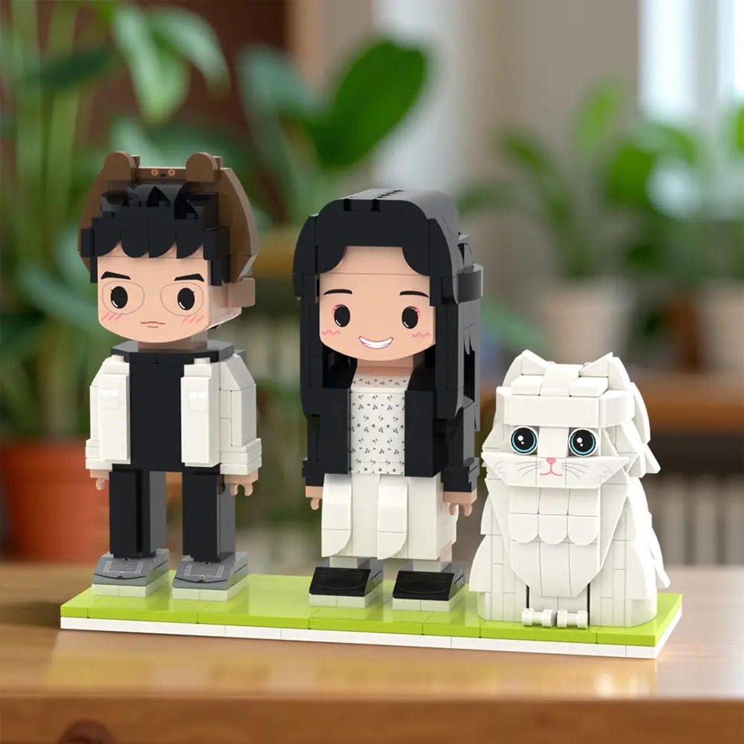 Custom Brick Figures of 2 People With Cat – Personalized Full Body Mini ...