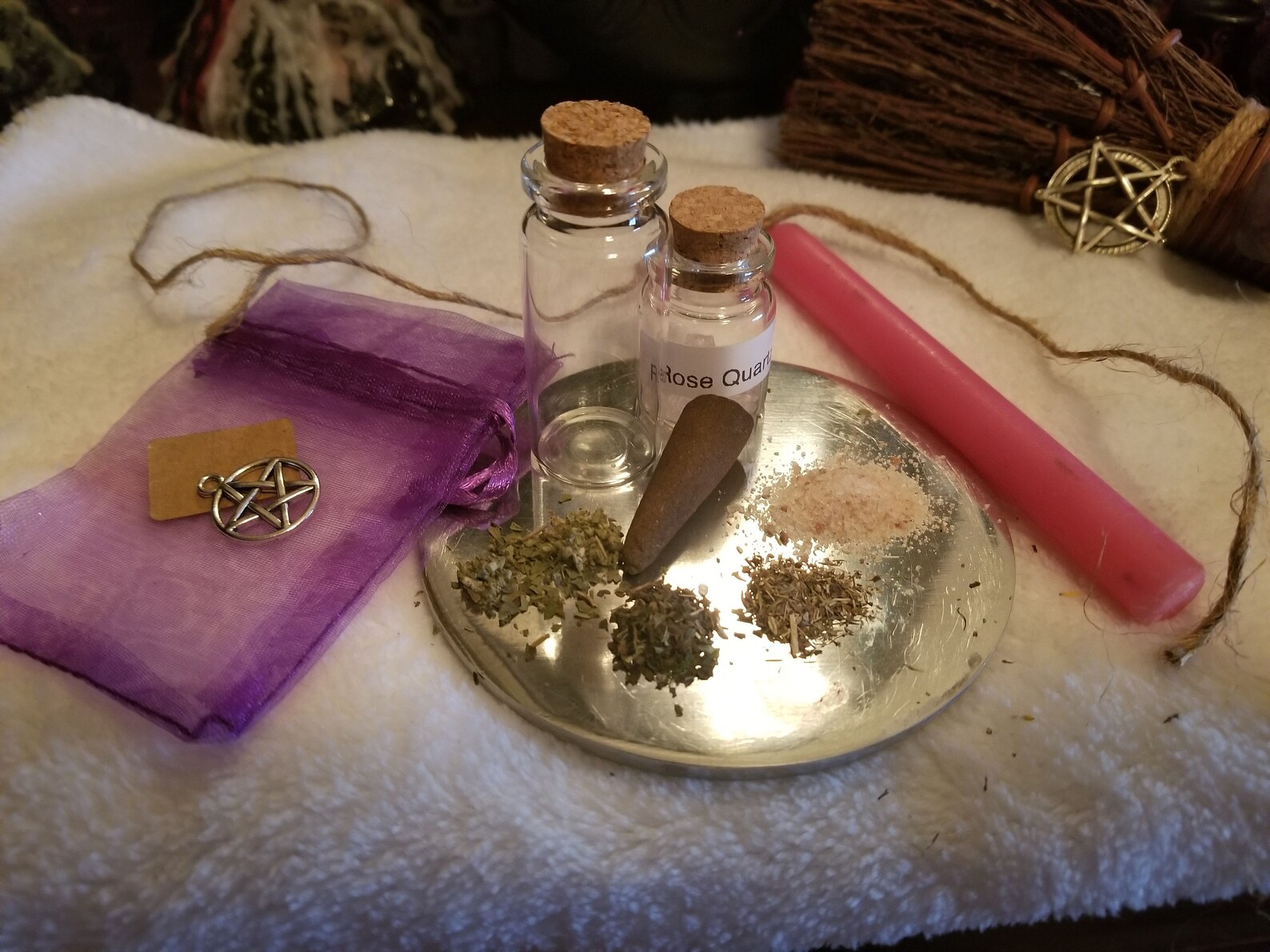 Moving on When Heartbroken Make Your Own Spell Jar Witchcraft, Do-it ...