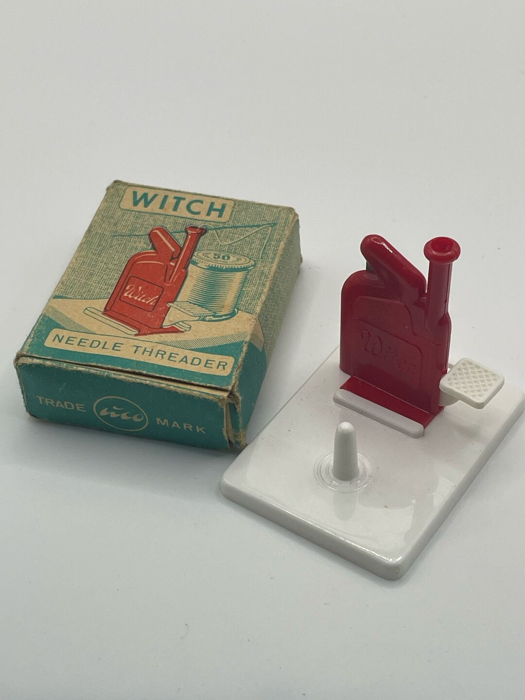 Witch Needle Threader - Etsy