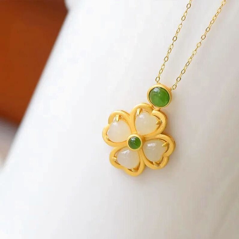 Jade Clover Necklace Lucky Clover Pendant Delicate Clover Necklace ...