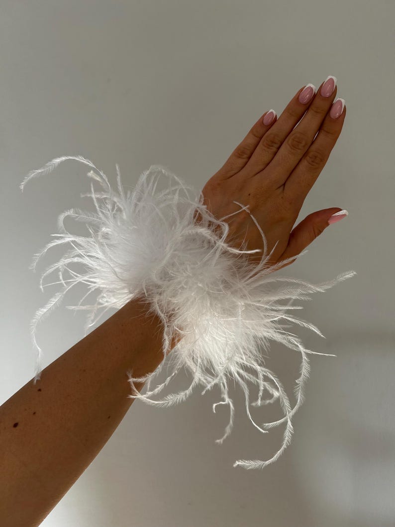 Ostrich and Marabou Feather Bracelet "plume" White - Feather Cuffs ...