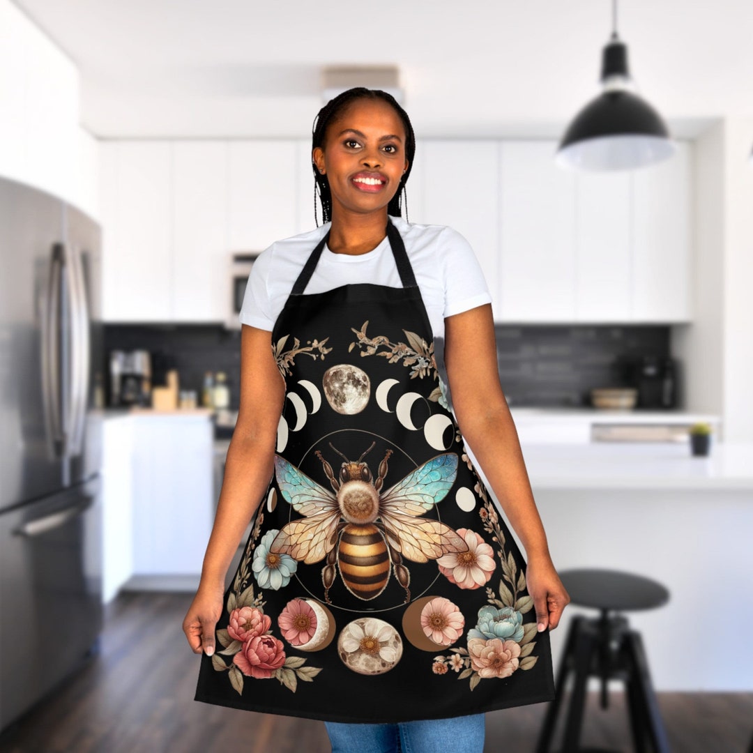 Cottagecore Bee Apron, Moon Phases Honeybee Apron, Gift for Mom Grandma ...
