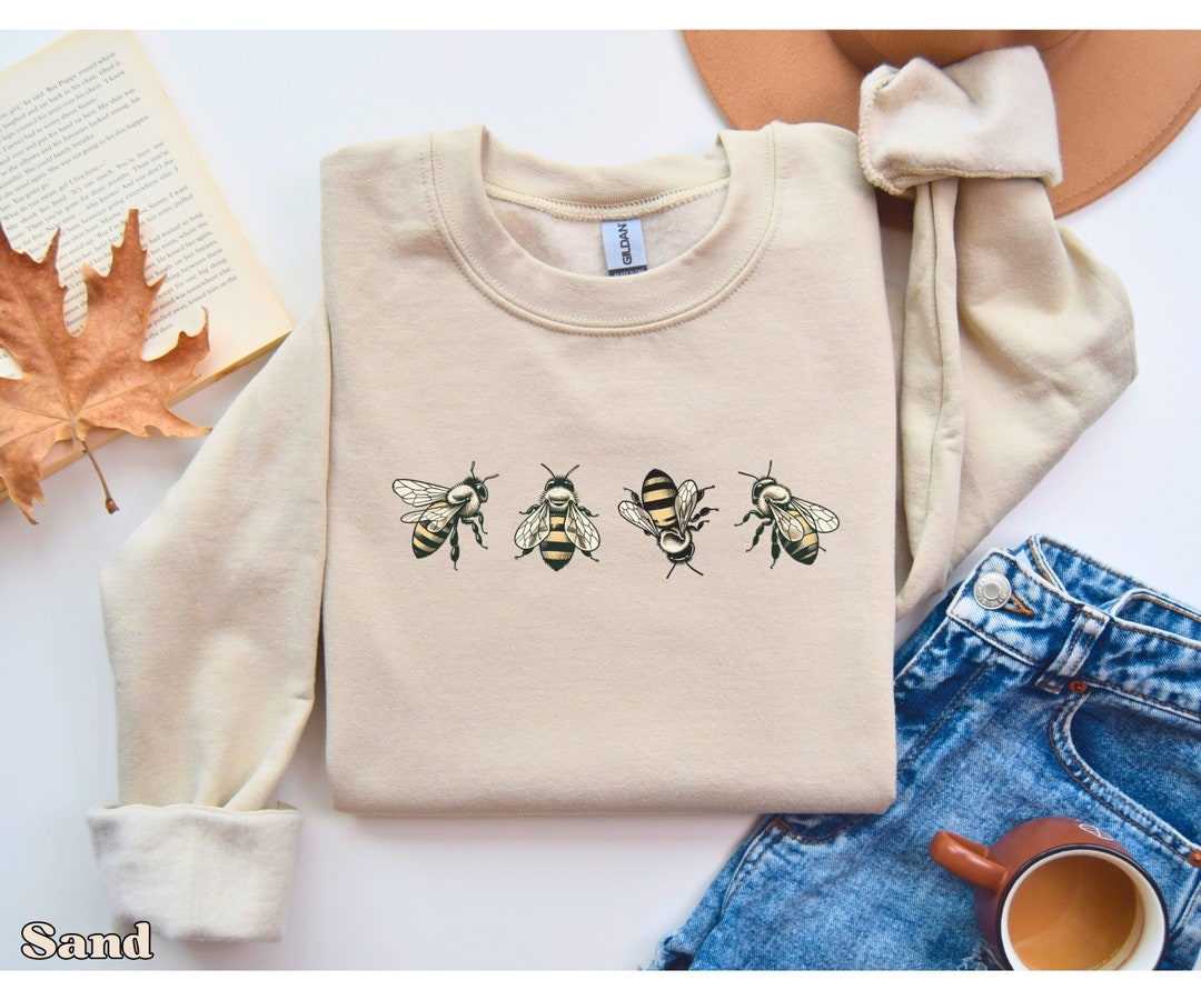 Cottagecore Bees Sweatshirt, Bee Lover Sweatshirt, Unisex Crewneck ...