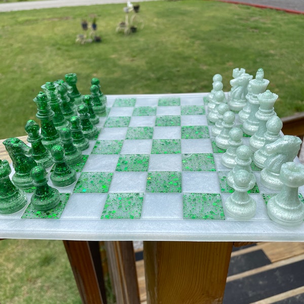 Resin Chess Set - Etsy