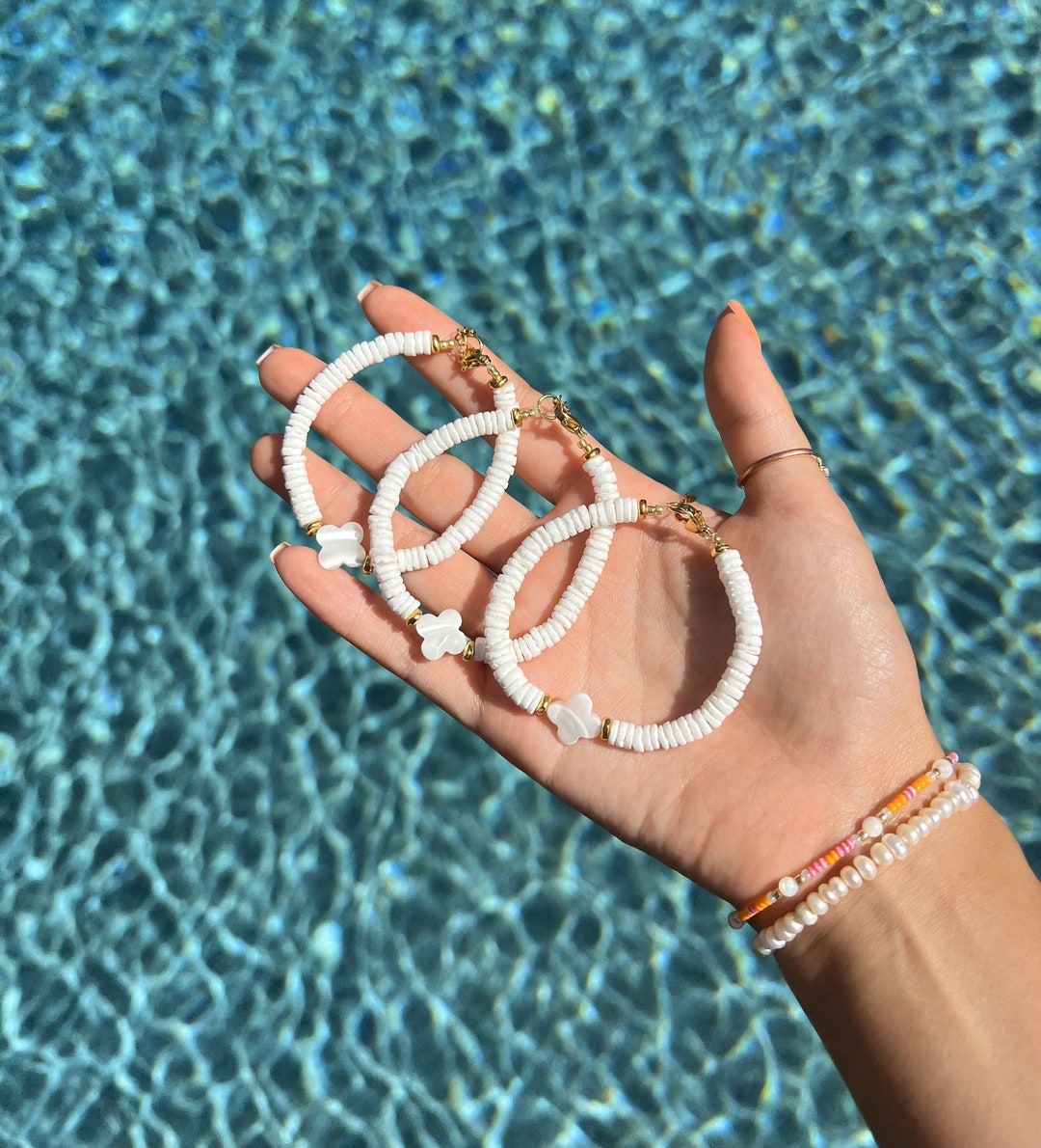 Coastal Clover Genuine Heishi Bracelet, Semi-fine Jewelry - Etsy