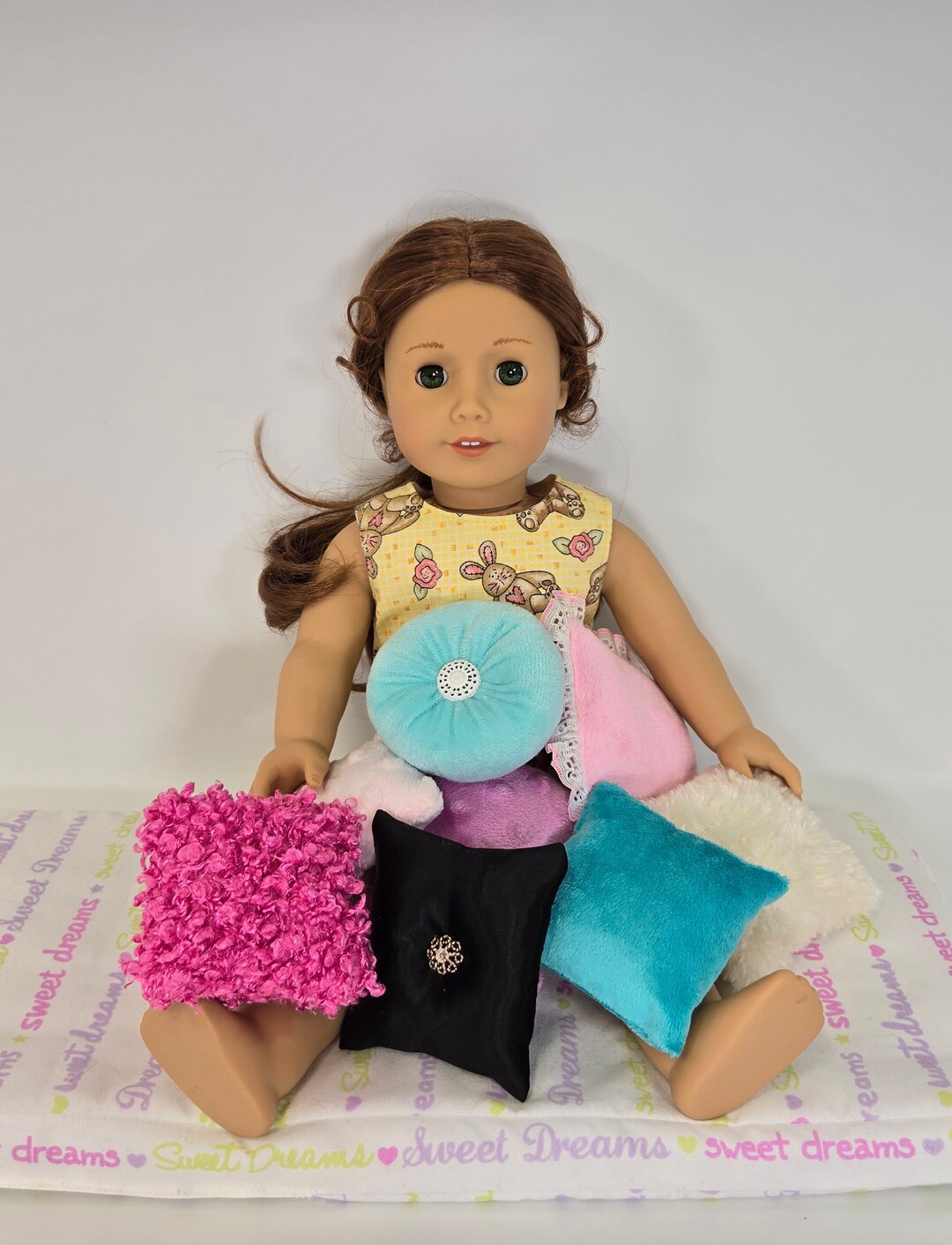 Small Throw Pillows for 18 " Doll, Decorative Pillows for 18" Dolls ...