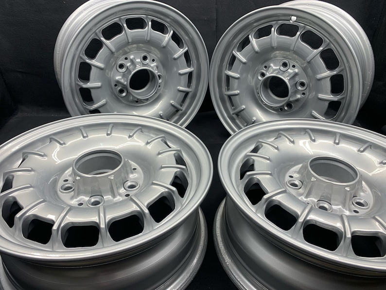 Mercedes W108 Original Bundt Baroque Alloy Wheels 6.5jx14 ET30 ...