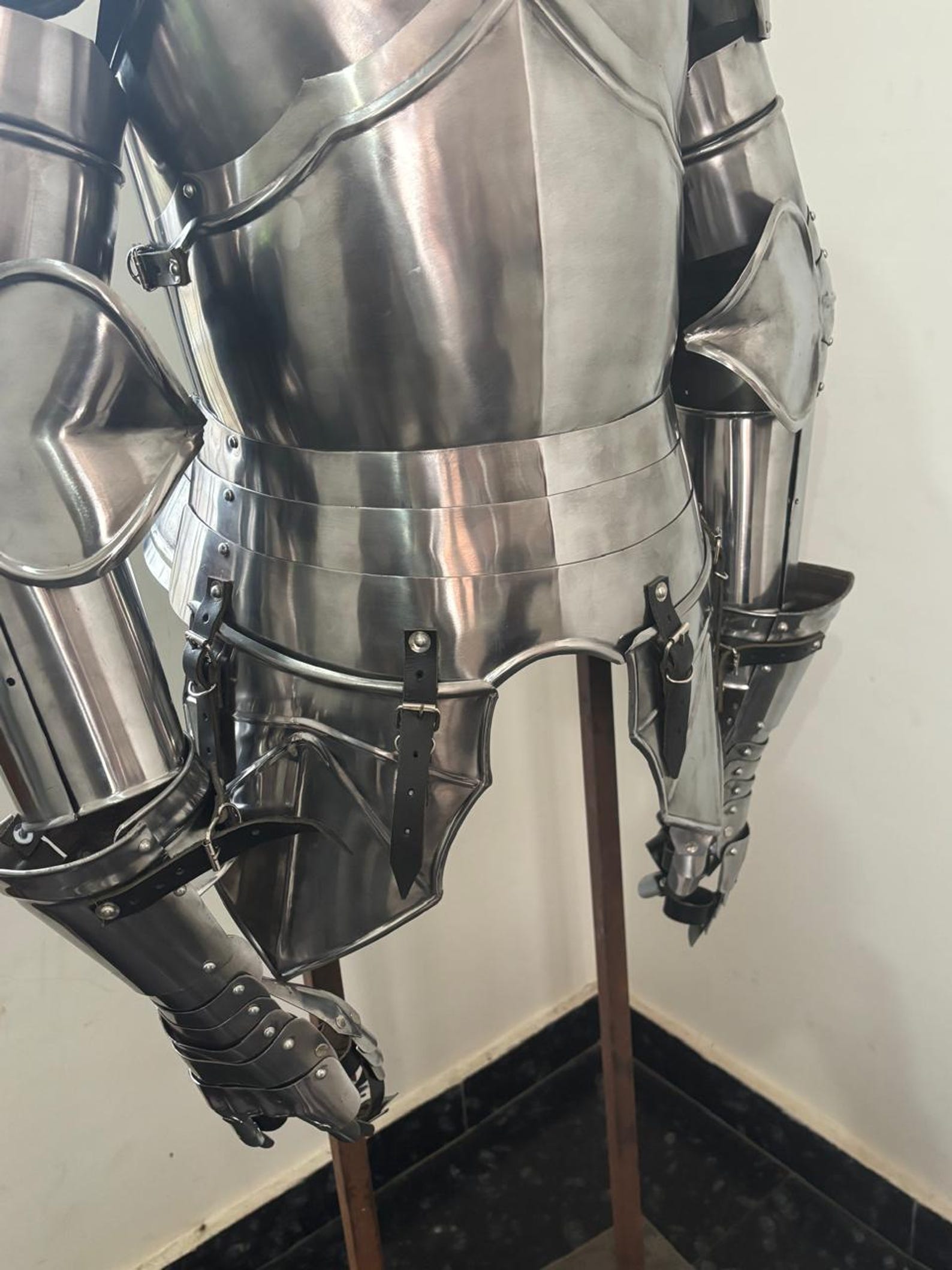 Gothic Body Armour With Sallet Helmet and Bevour Hand-forged Metal ...