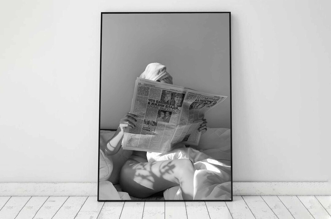 Woman Reading Poster, Newspaper Poster, Reading Wall Art, Black and ...