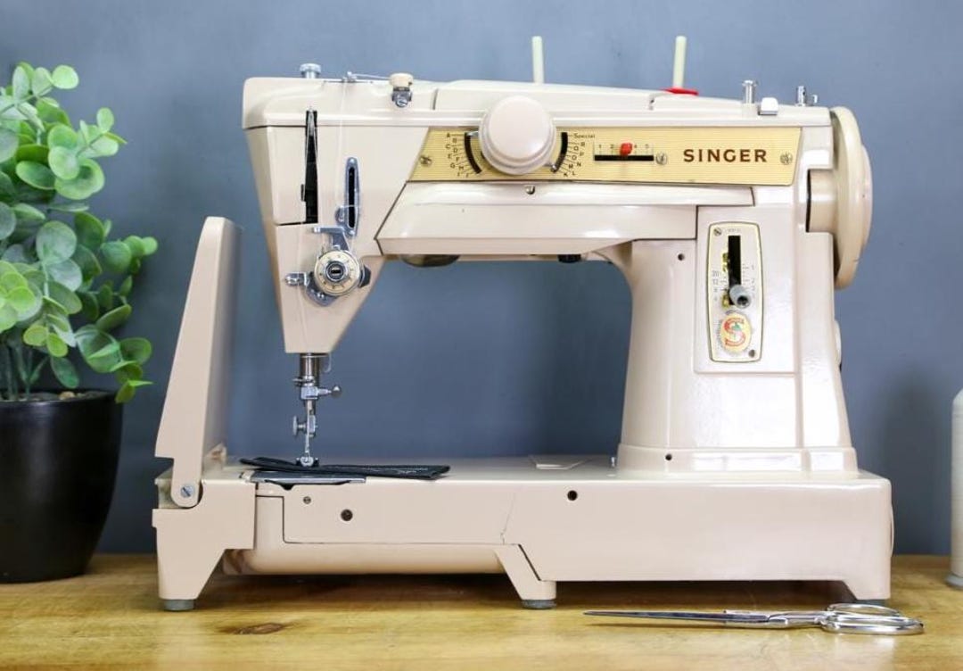 German Singer 431G Slant ‘O’ Matic Heavy Duty Mechanical Sewing Machine ...