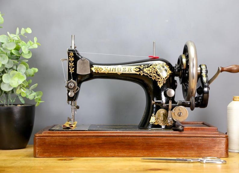 1910 Antique Singer Edwardian 28k Vibrating Shuttle Hand Sewing Machine ...