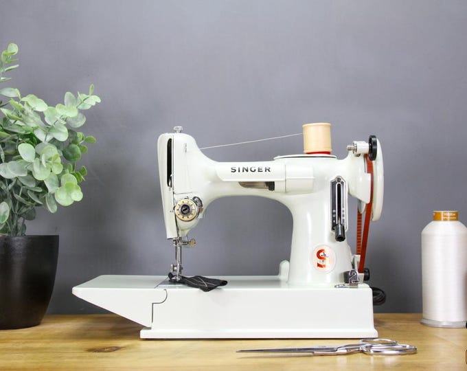 Singer 221k "white" Featherweight Sewing Machine + Case + Warranty - Etsy