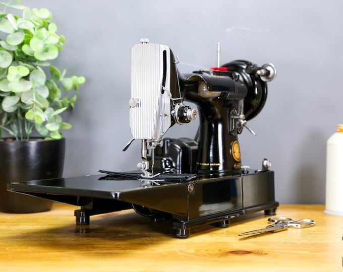 Excellent Serviced 1956 Singer 222k Featherweight Sewing Machine ...