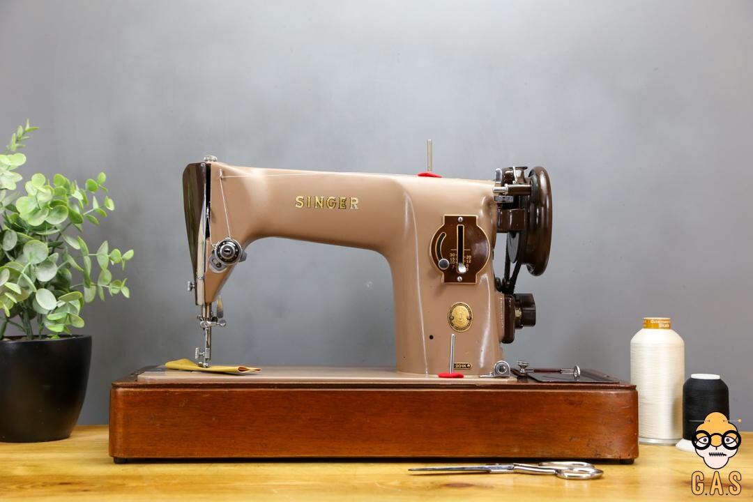Excellent Vintage 1956 Singer 201k Heavy Duty Electric Sewing Machine ...