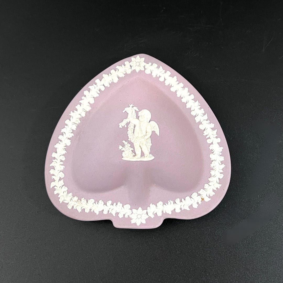 Wedgwood Jasperware Lilac Spade Dish, Lilac Jasperware Wedgwood Spade ...