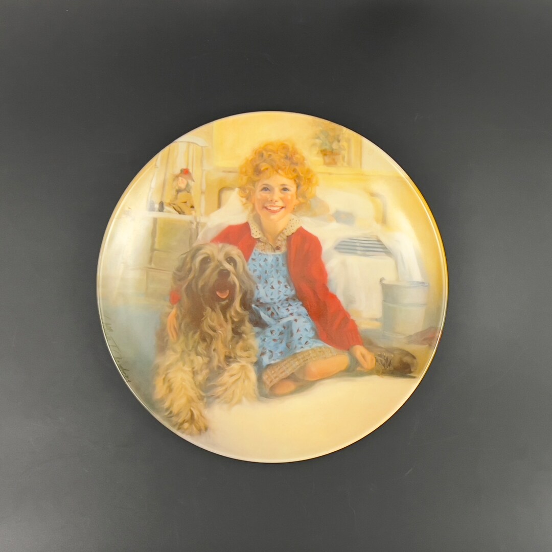 1983 Little Orphan Annie Collector Plate, annie and Sandy Plate by ...