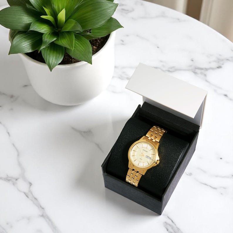 Engraved Watch for Men or Women – Custom Luxury Watch – Retirement Boss ...