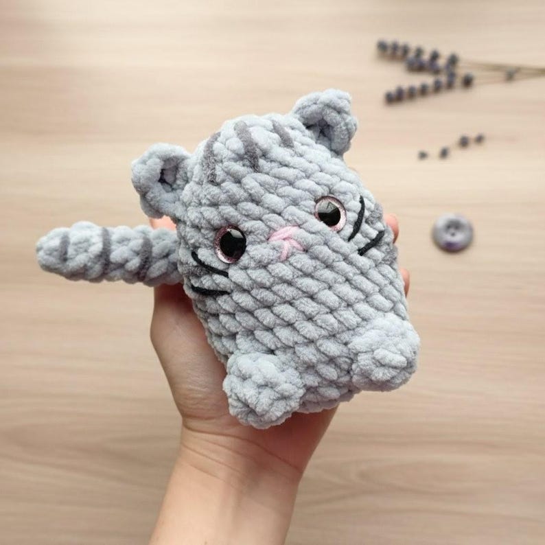 Crochet Cat Pattern Bundle, 5-in-1 Amigurumi Kitties, Easy Chunky Yarn ...