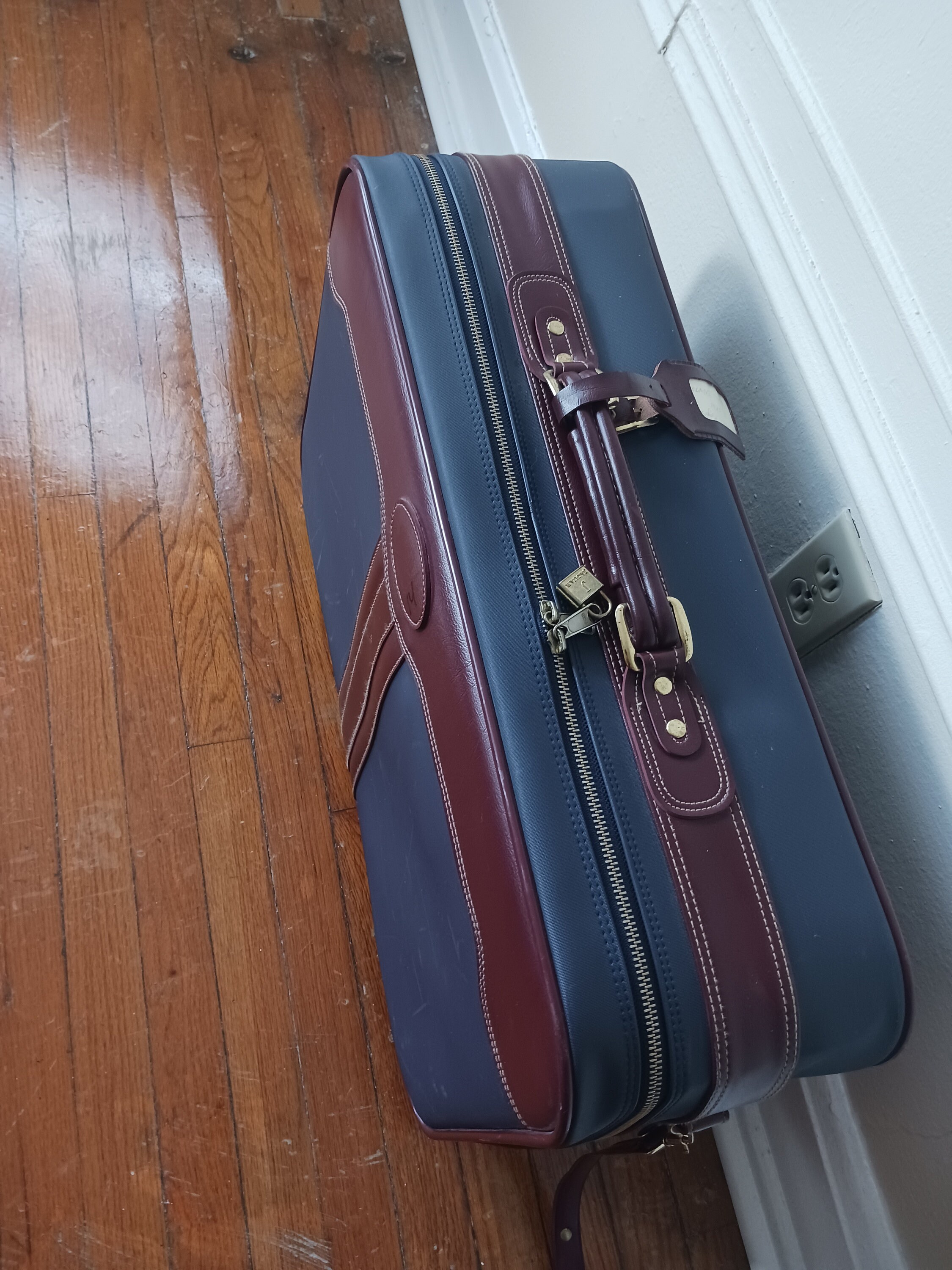 Vintage Sears 3 Pc Luggage Set-marroon-blue Vintage Suitcases Travel ...
