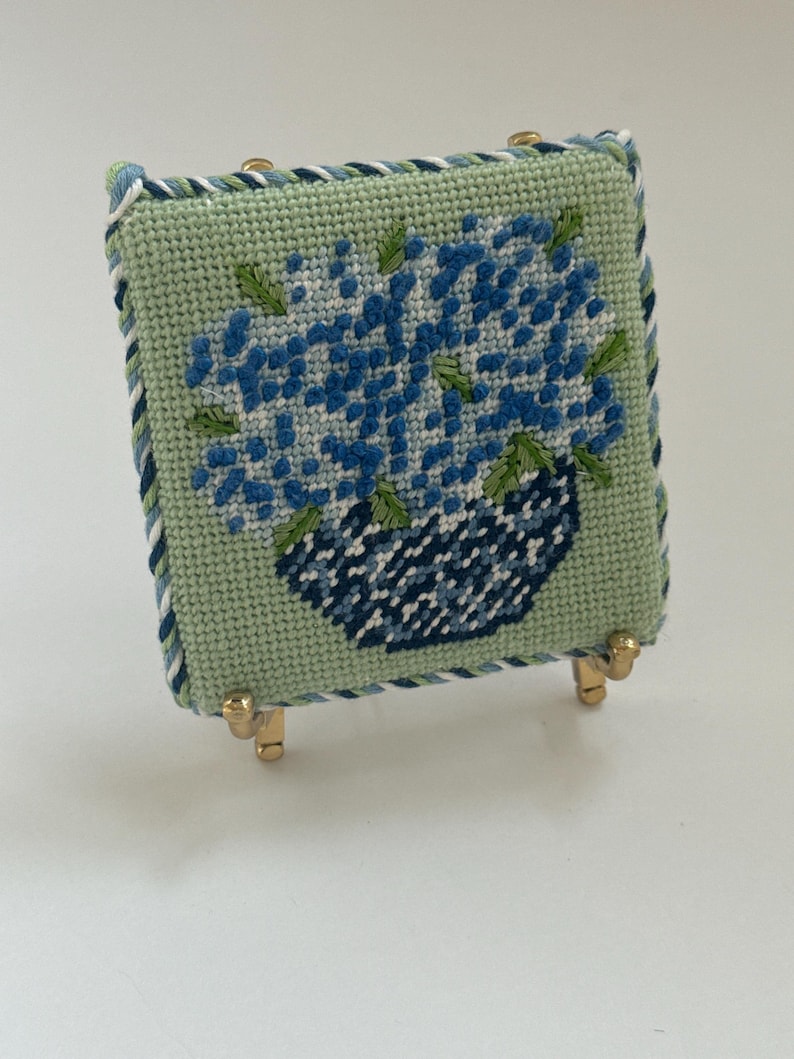 Mini Brass Display Easel — A Tiny Stage for Your Needlepoint - Etsy
