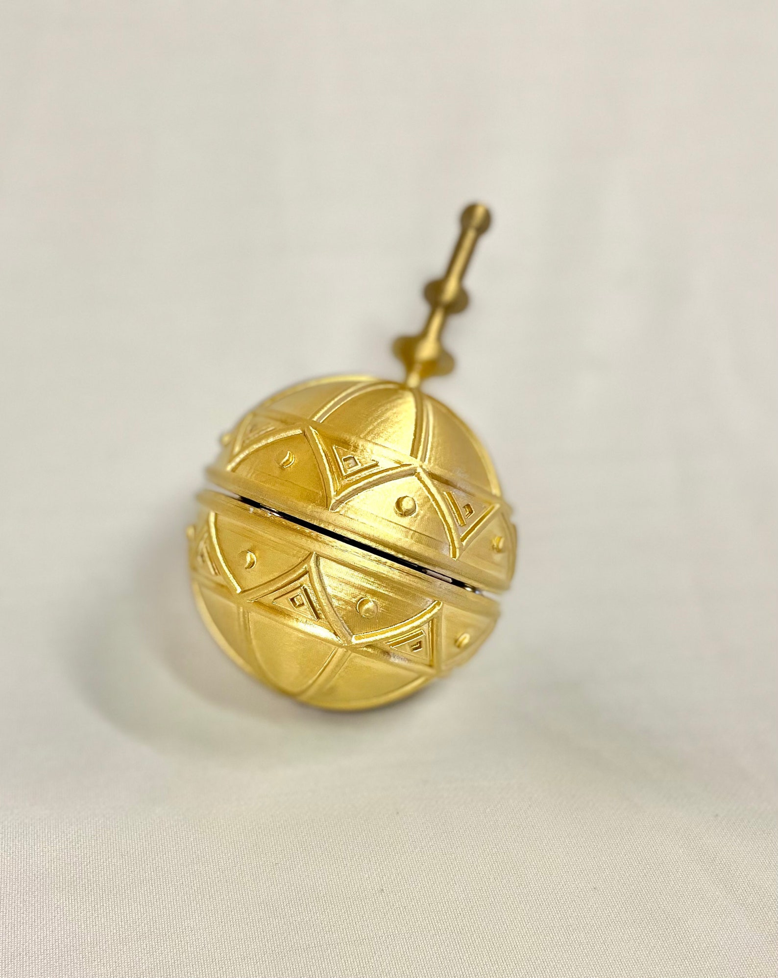 3D Printed Liahona With Compass: Family Home Evening Prop - Etsy