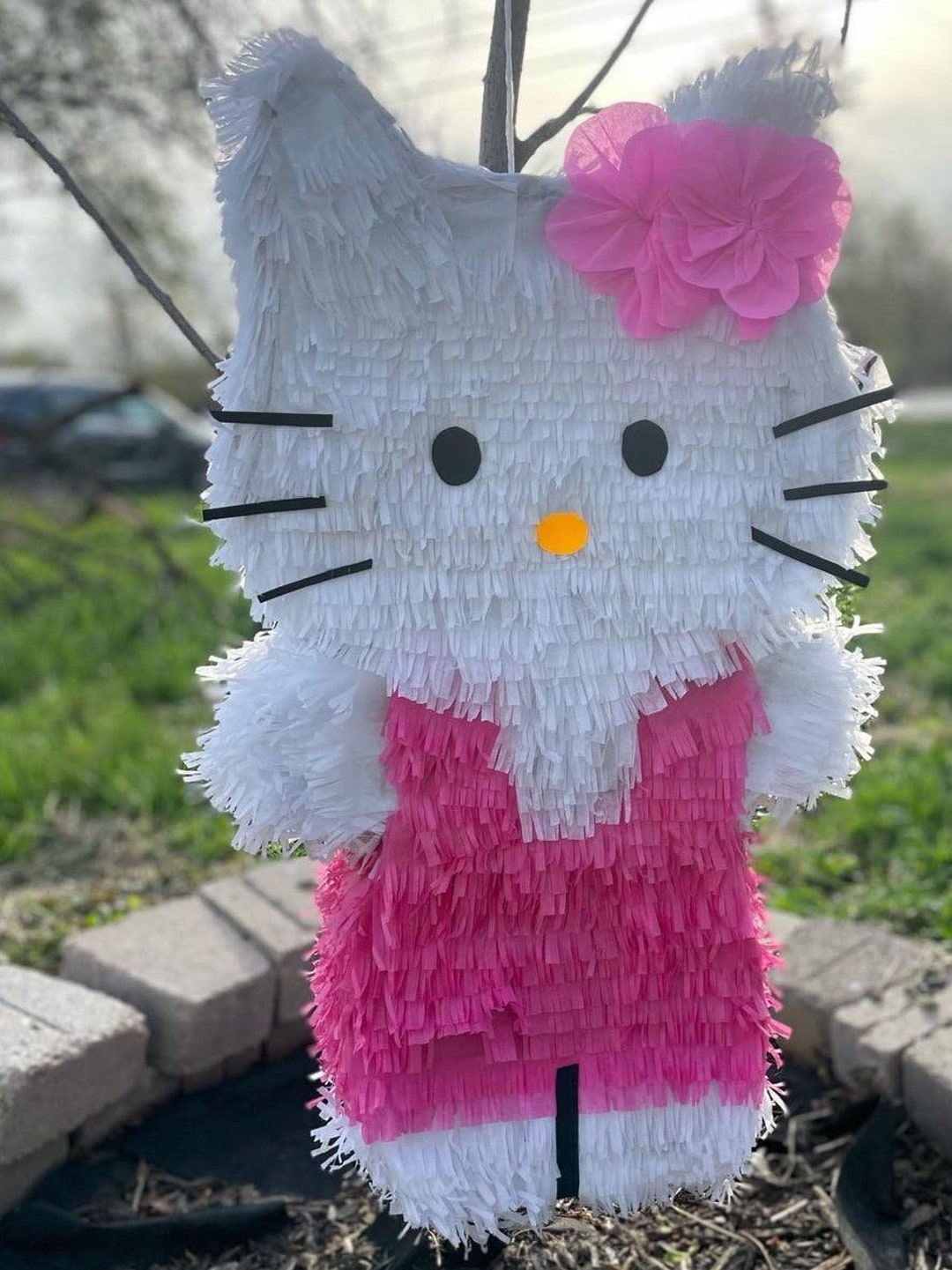 Hello Kitty Pinata! 27”x 16”x 4” - Etsy