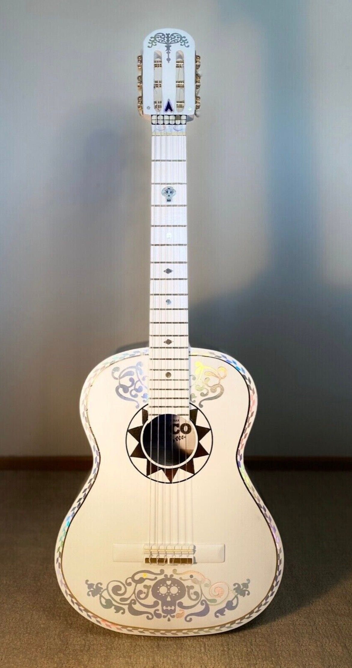 View And Download High-resolution Coco Movie Guitar Png, 55% OFF