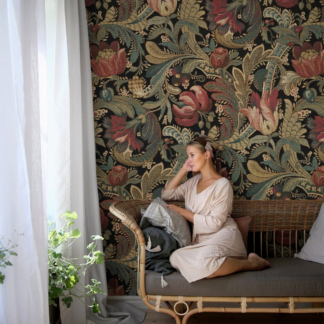 William Morris Tulip Wallpaper: Dark Floral Peel & Stick Wall Mural - Etsy