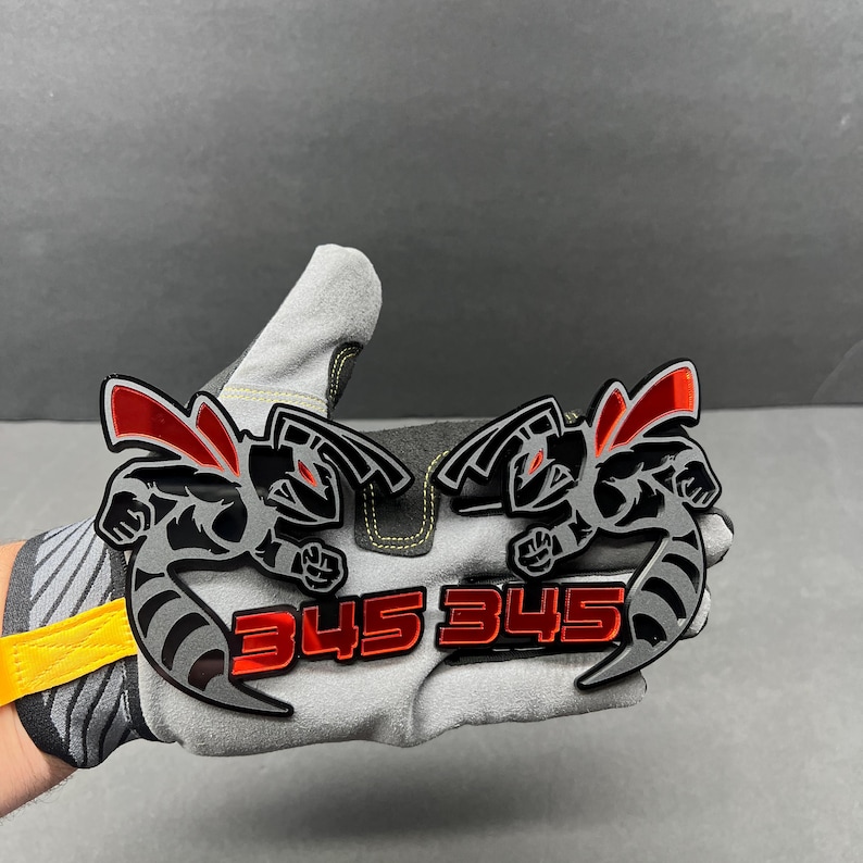 Custom 345 Hornet Car Badges Emblem BEE (2) MIRROR Color Eye/wings ...